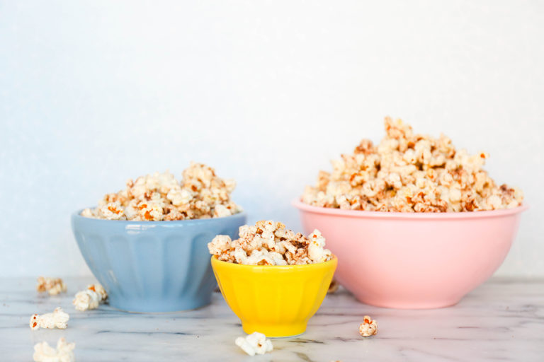 Taste It \\ Dusted Chocolate Popcorn (A Skinny Pop Hack!)